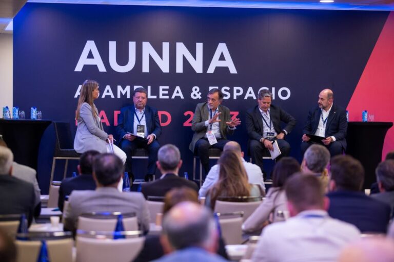 Espacio AUNNA 2023 debate sobre el futuro de la mediaciónSeguros TV Blog