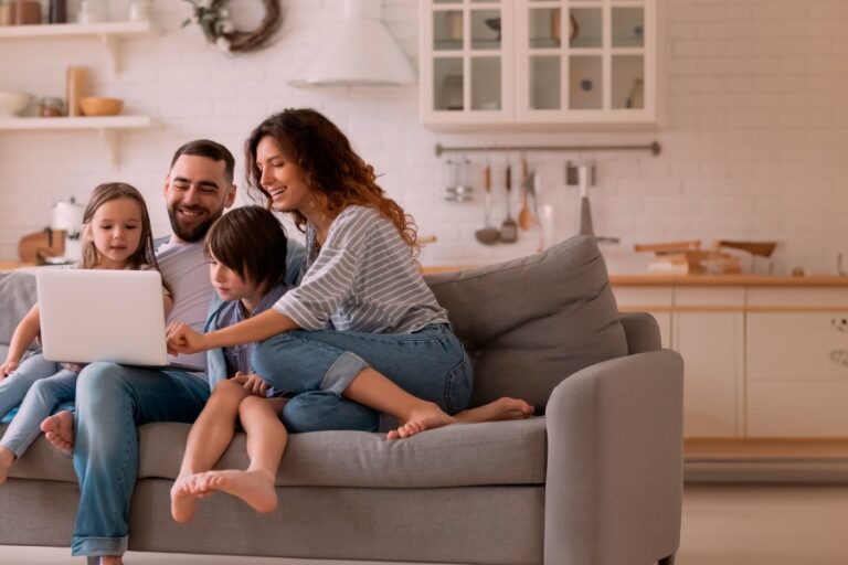 AXA Partners revela el panorama actual de la economía familiar en ...